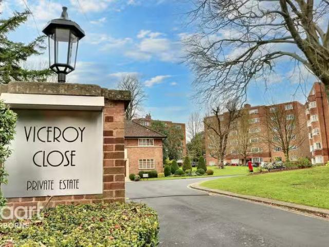 3 bedroom apartment for sale in Viceroy Close, Edgbaston, B5