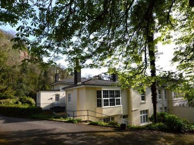3 Bedroom Apartment For Sale In Watcombe Beach Road, Torquay