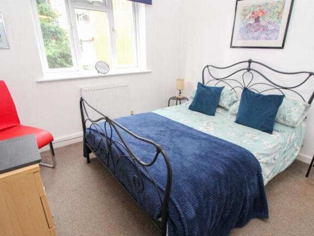 3 bedroom apartment for sale in West Cliff Road, West Cliff, Bournemouth, BH4