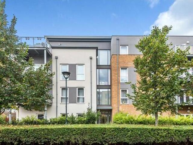 3 Bedroom Apartment For Sale In West Drayton