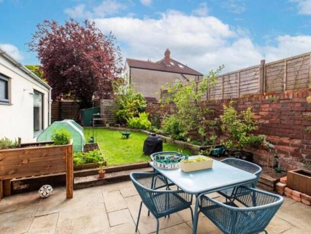 3 bedroom apartment for sale in Westbury Road, Westbury on Trym, Bristol, BS9
