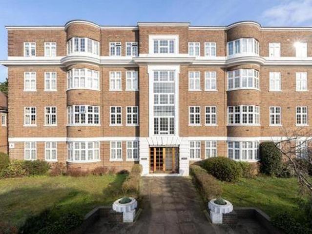 3 Bedroom Apartment For Sale In Wimbledon, London