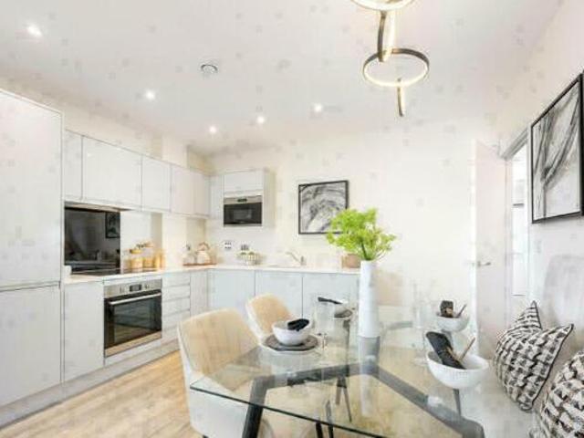 3 Bedroom Apartment For Sale In Woolwich