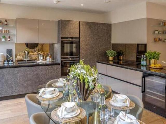 3 Bedroom Apartment For Sale In 10 14 Auriol Road, London