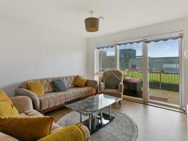 3 Bedroom Apartment For Sale In 1 Magellan Boulevard, London