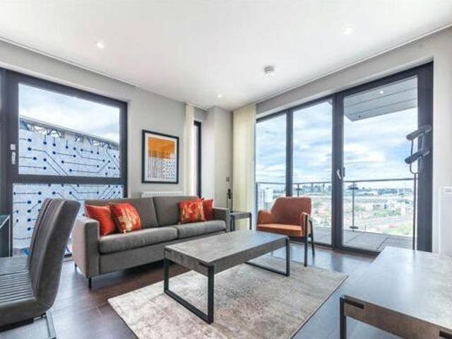 3 Bedroom Apartment For Sale In 1 Silvocea Way, London