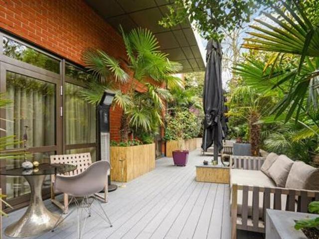 3 Bedroom Apartment For Sale In 44 The Bishops Avenue, London