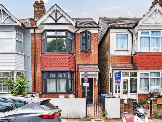 3 bedroom apartment for sale