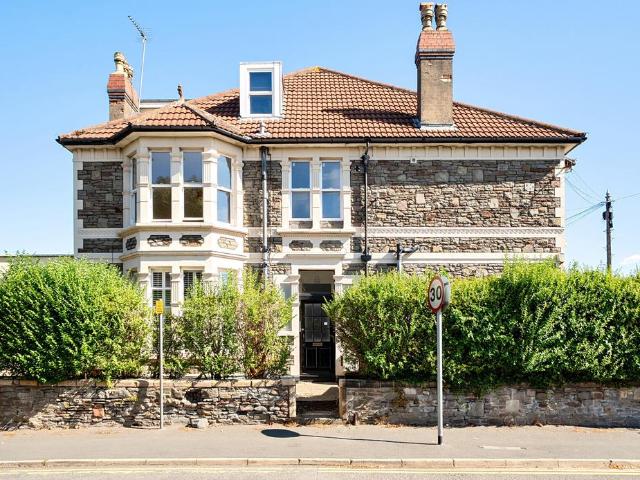 3 bedroom apartment for sale