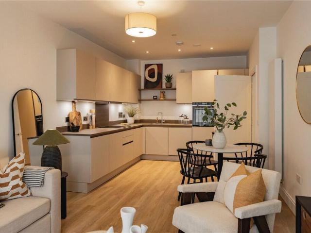 3 bedroom apartment for sale