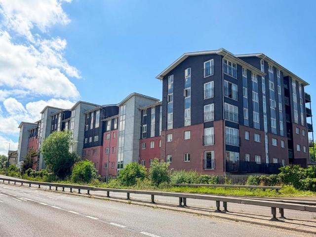 3 bedroom apartment for sale