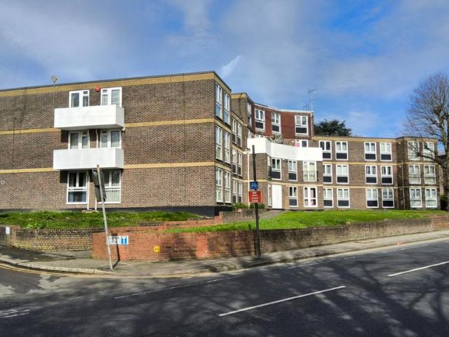 3 bedroom apartment for sale