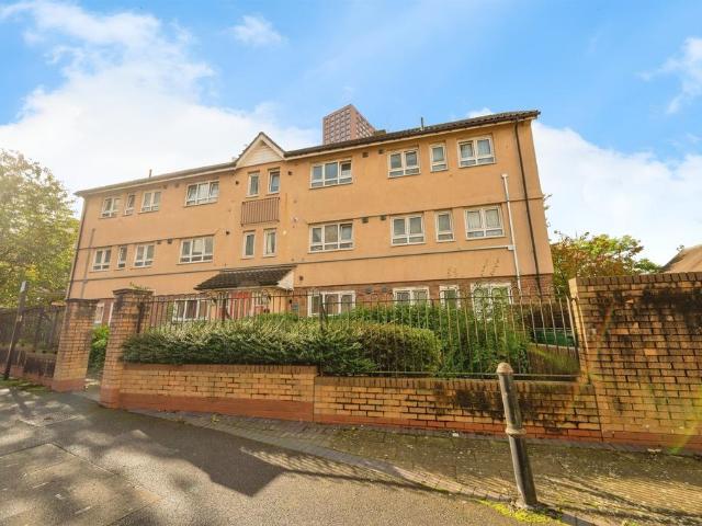3 bedroom apartment for sale