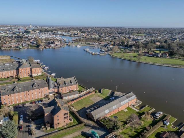 3 bedroom apartment for sale