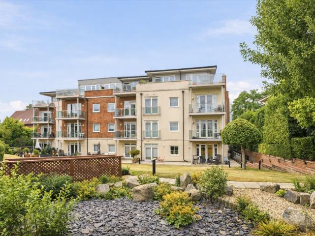 3 bedroom apartment for sale