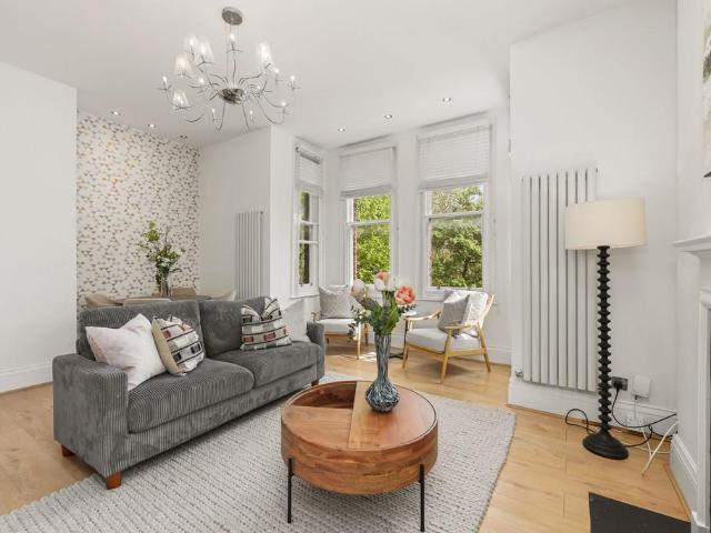 3 bedroom apartment for sale