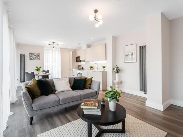 3 bedroom apartment for sale