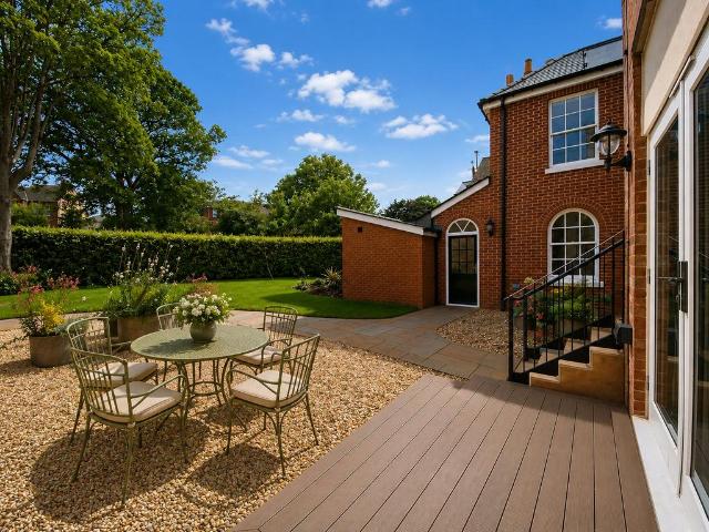3 bedroom apartment for sale