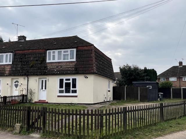 3 bedroom end of terrace house for sale