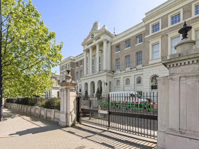 3 bedroom apartment for sale