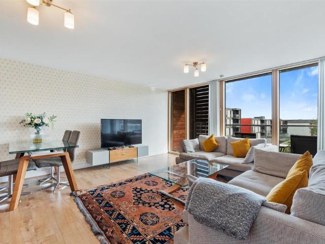 3 bedroom apartment for sale