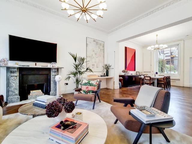 3 bedroom apartment for sale