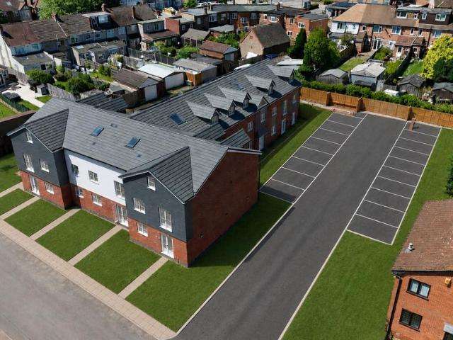 3 bedroom apartment for sale