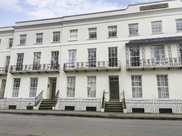 3 bedroom apartment for sale