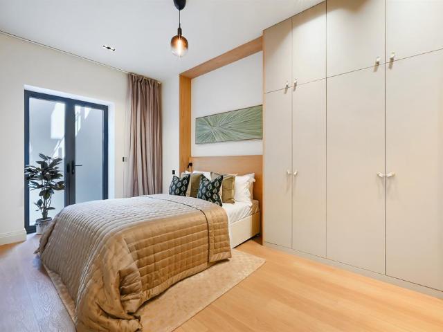 3 bedroom apartment for sale
