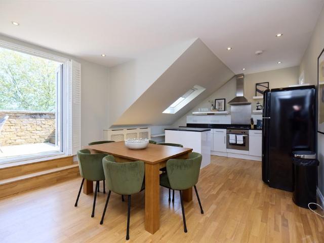 3 bedroom apartment for sale