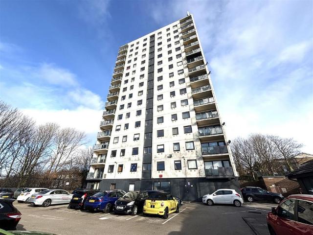 3 bedroom apartment for sale