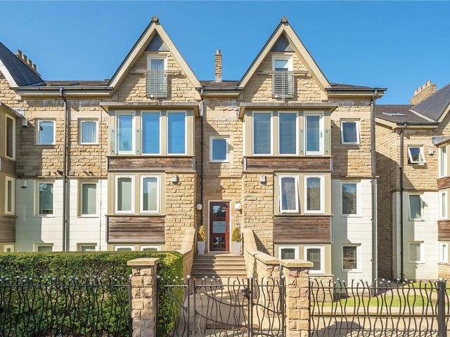 3 bedroom apartment for sale