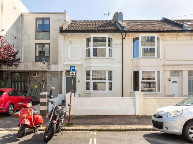 3 bedroom apartment for sale