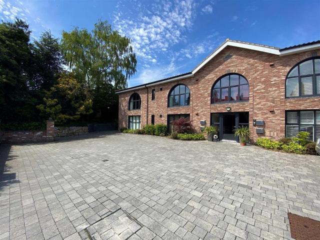 3 bedroom apartment for sale