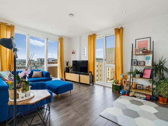 3 bedroom apartment for sale