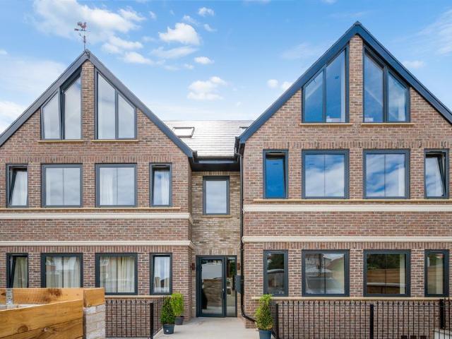 3 bedroom apartment for sale