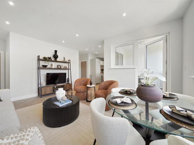 3 bedroom apartment for sale