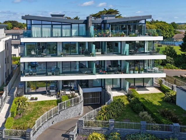 3 bedroom apartment for sale