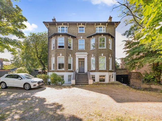 3 bedroom apartment for sale