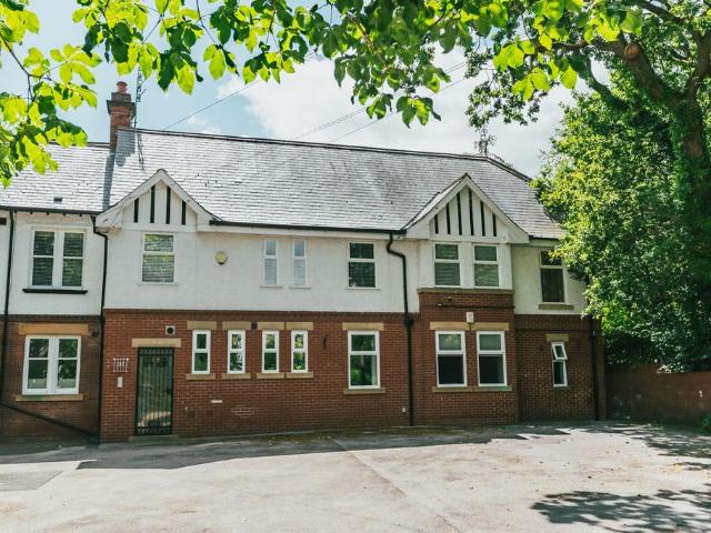 3 bedroom apartment for sale
