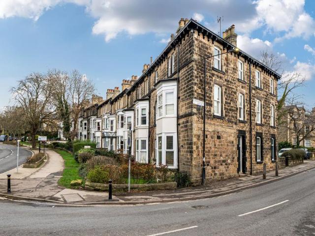 3 bedroom apartment for sale