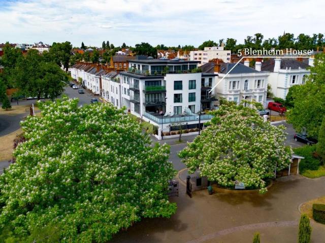 3 bedroom apartment for sale