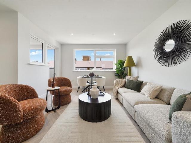 3 bedroom apartment for sale
