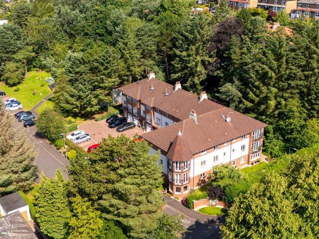 3 bedroom apartment for sale