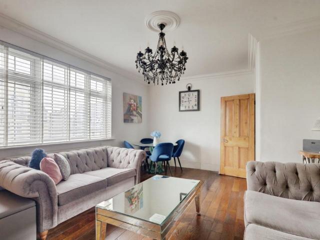 3 bedroom apartment for sale