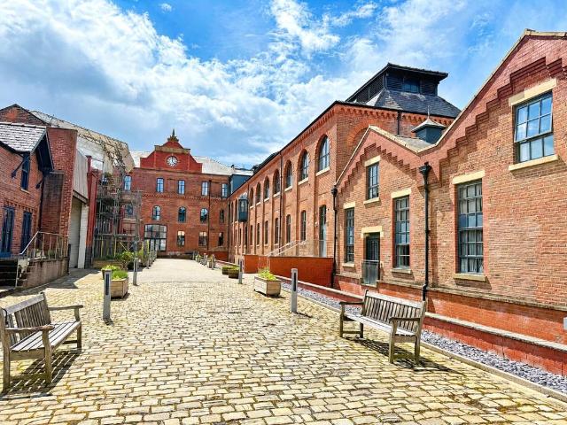 3 bedroom apartment for sale