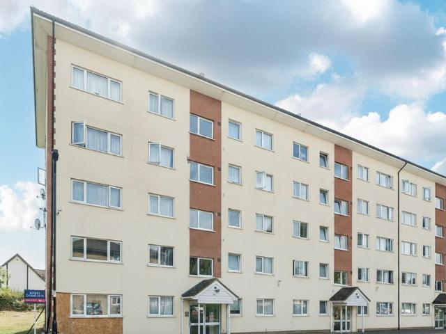 3 bedroom apartment for sale