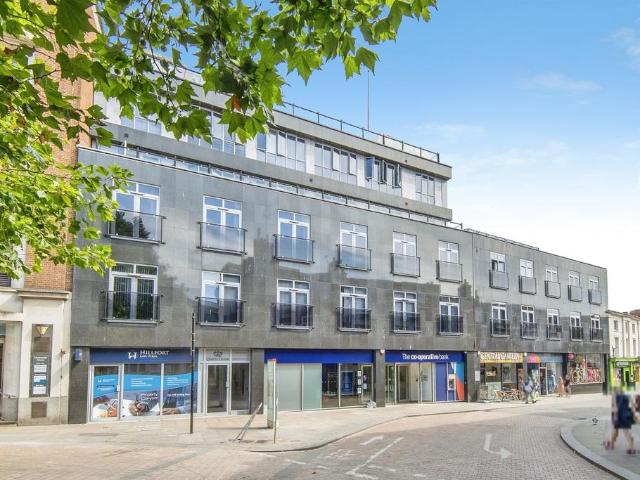 3 bedroom apartment for sale