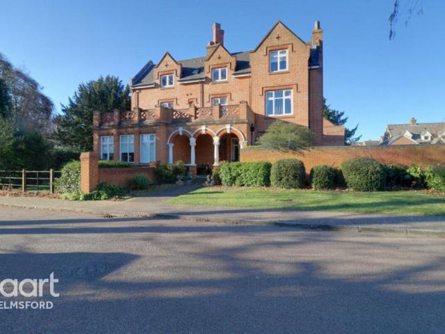 3 bedroom apartment for sale
