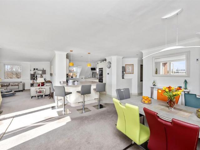 3 bedroom apartment for sale